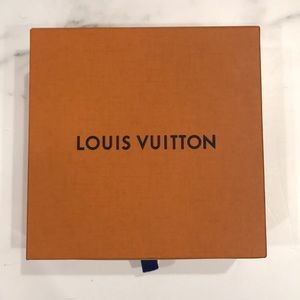 Louis Vuitton | Accessories | Authentic Louis Vuitton Medium Gift Or ...